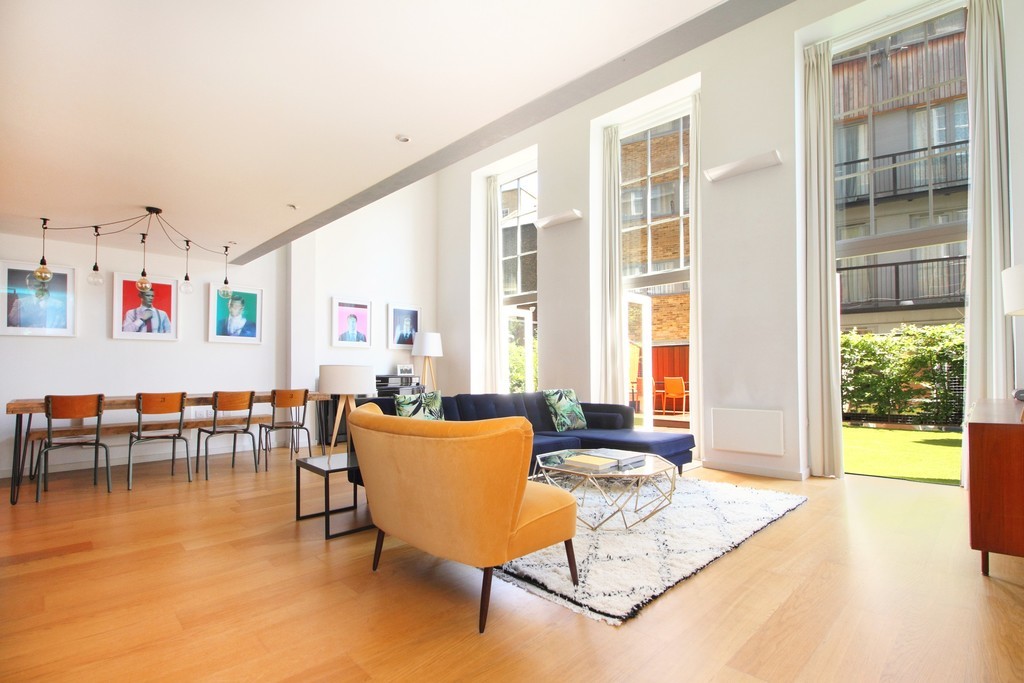 Hornsey Road, N7 7AT | David Andrew