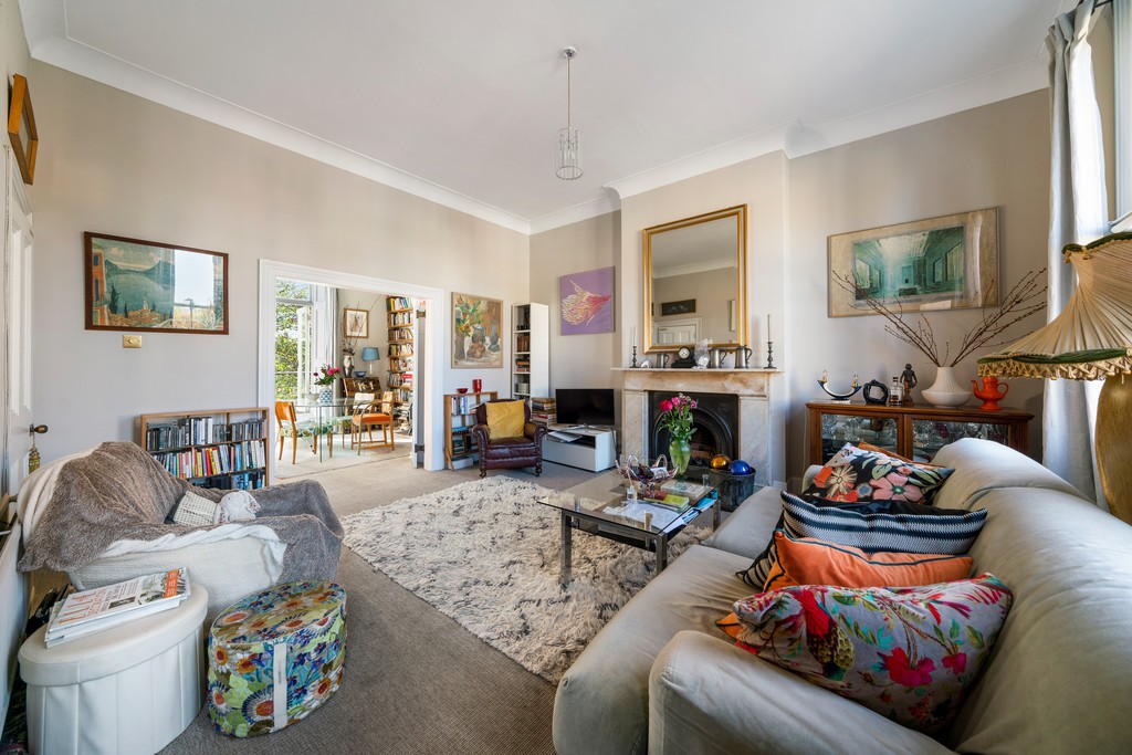 Tollington Park, N4 3RB | David Andrew